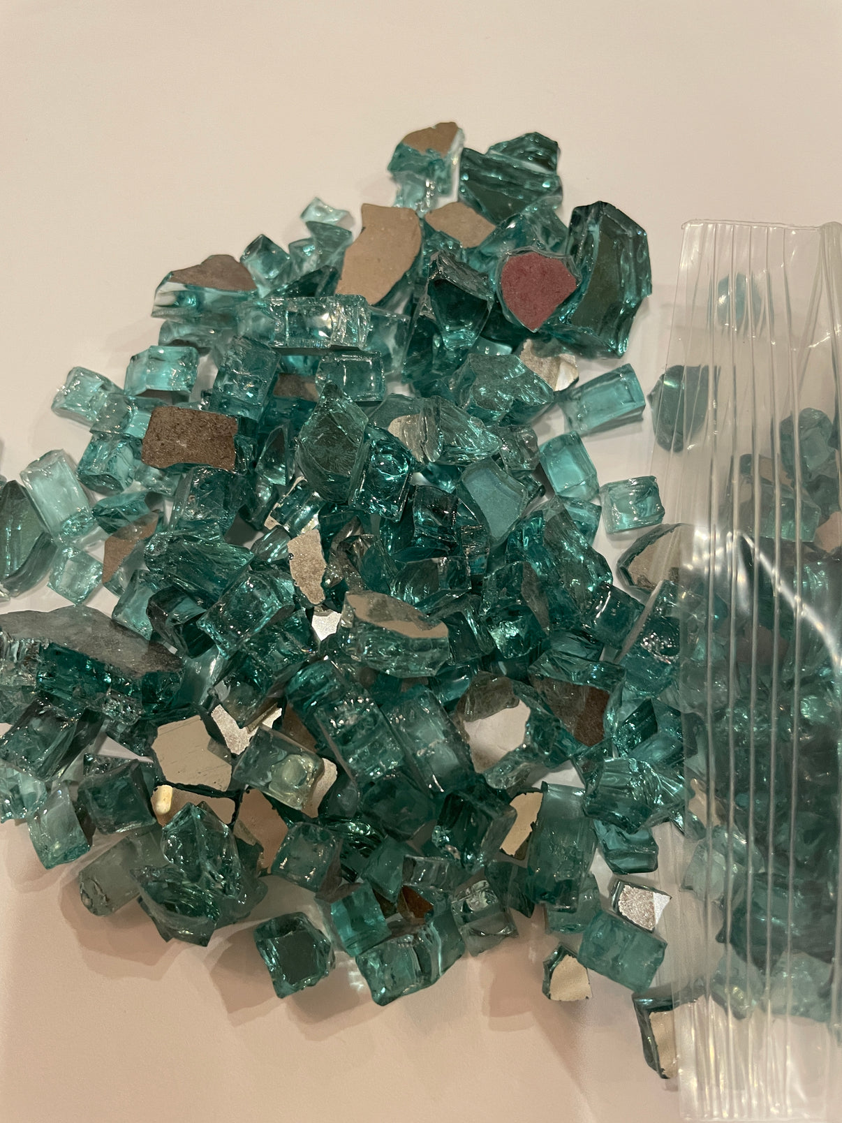 Dark Azuria Reflective Glass – Art Shattered